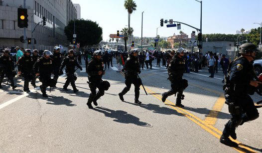 Los Angeles Mayor Declares Nighttime Curfew to Combat Anti-ICE Riots ...