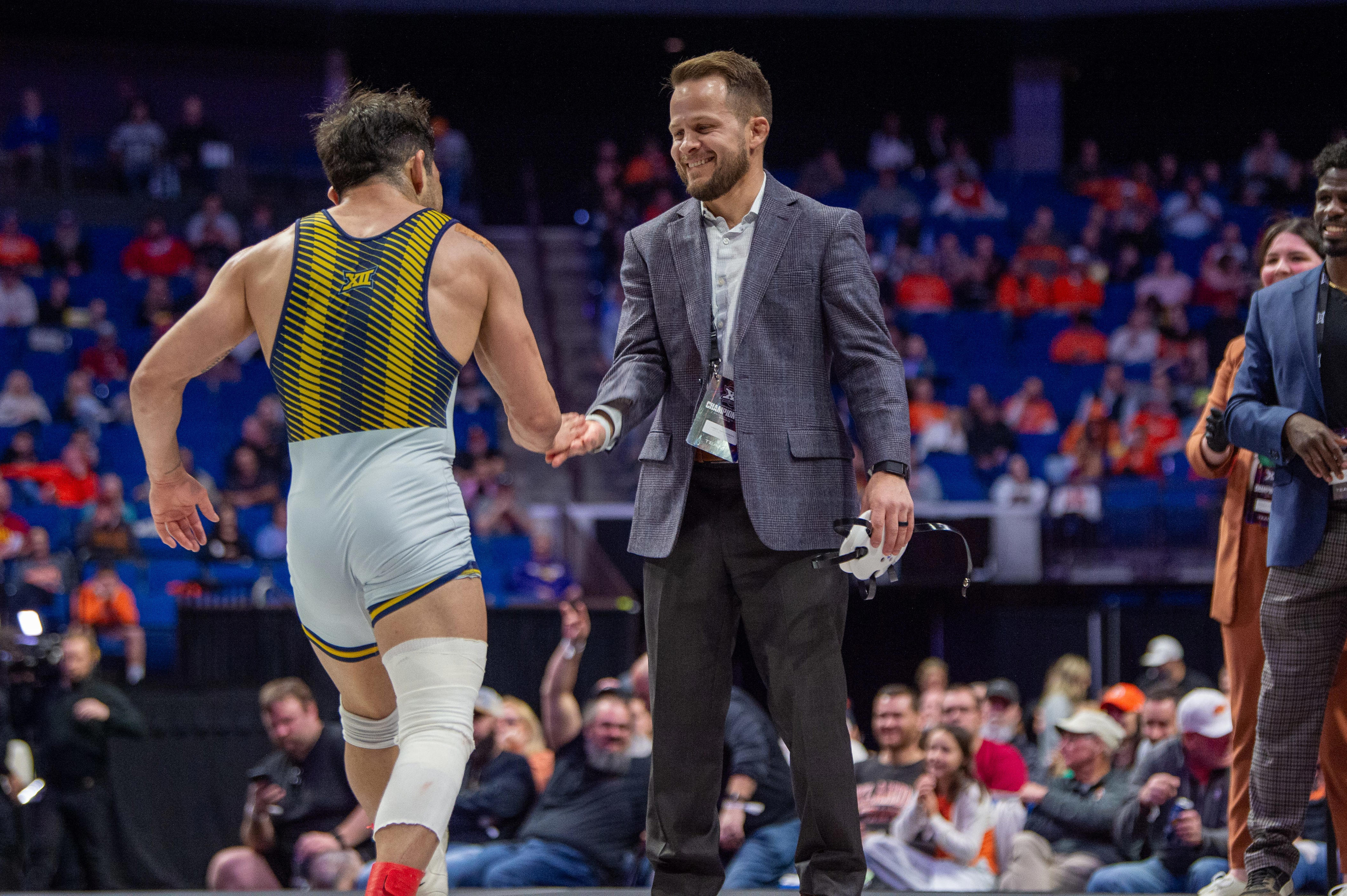 Native New Yorker, three-time All-American Troy Nickerson hired as Army ...