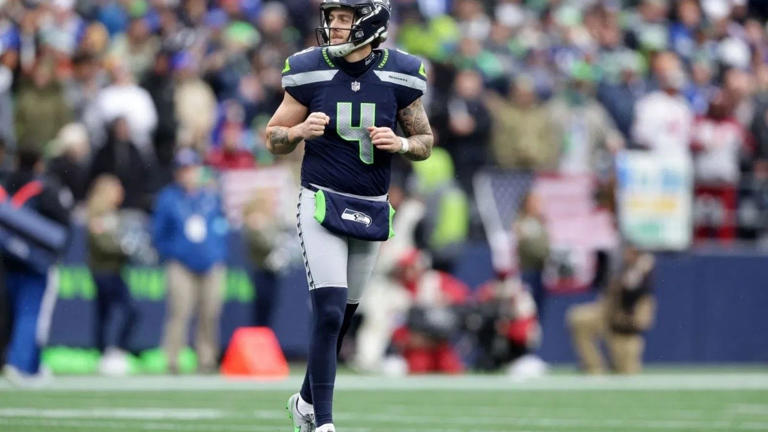 Seahawks' Punter Reclaims Title as NFL's Highest-Paid