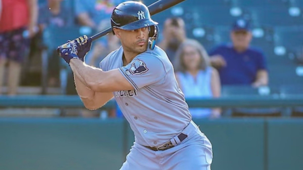 MLB: Giancarlo Stanton makes rehab debut with a near home run