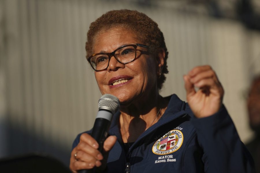 Karen Bass thrust back into hot seat amid LA unrest