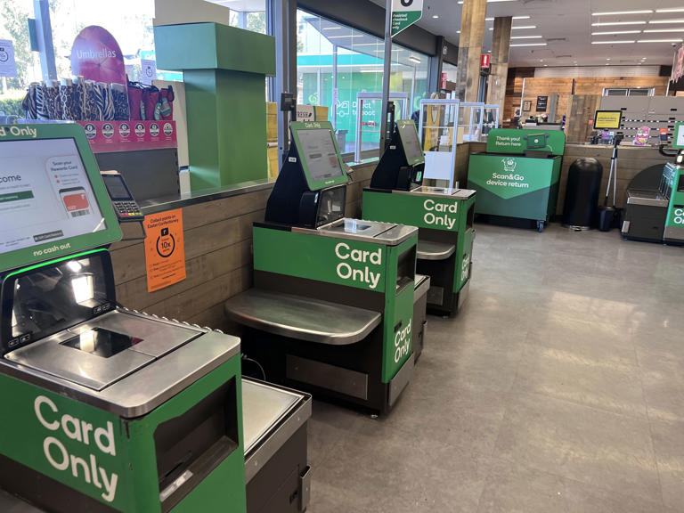 Supermarket Sleuths: Woolworths quietly changes digital checkout option