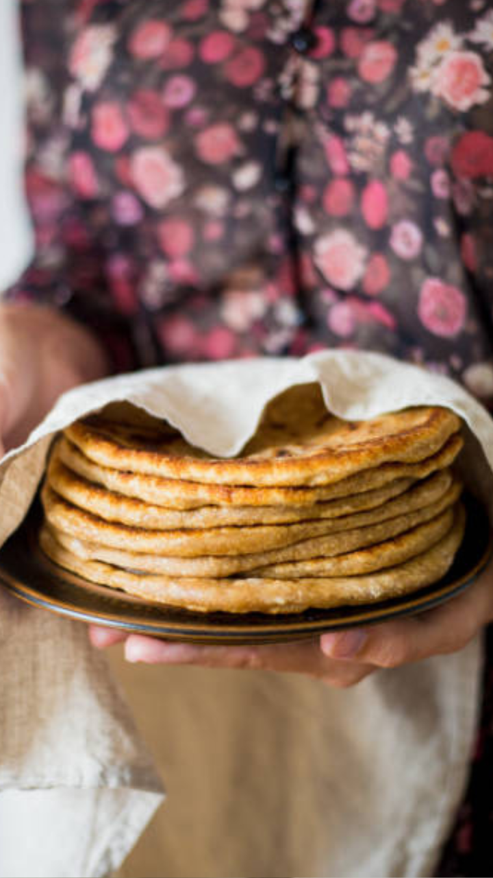 8 healthy fillings to make paratha weight-loss friendly