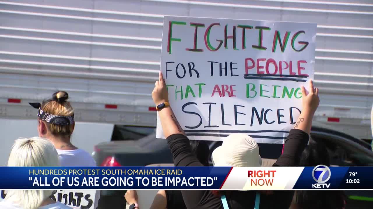 'All of us are going to be impacted': Hundreds protest south Omaha ICE raid