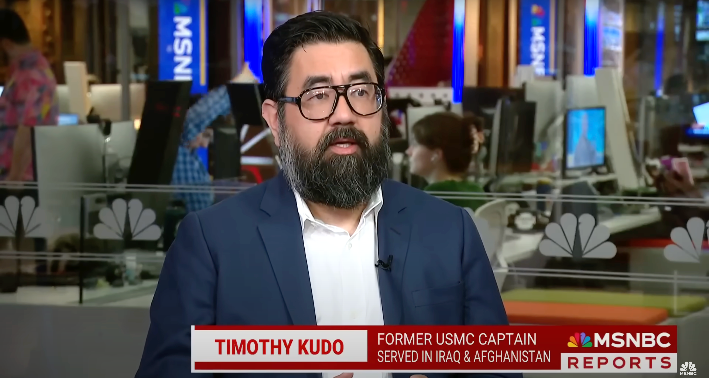 Marine Veteran Reveals Why Trump's LA Deployment Could 'End Horrifically'