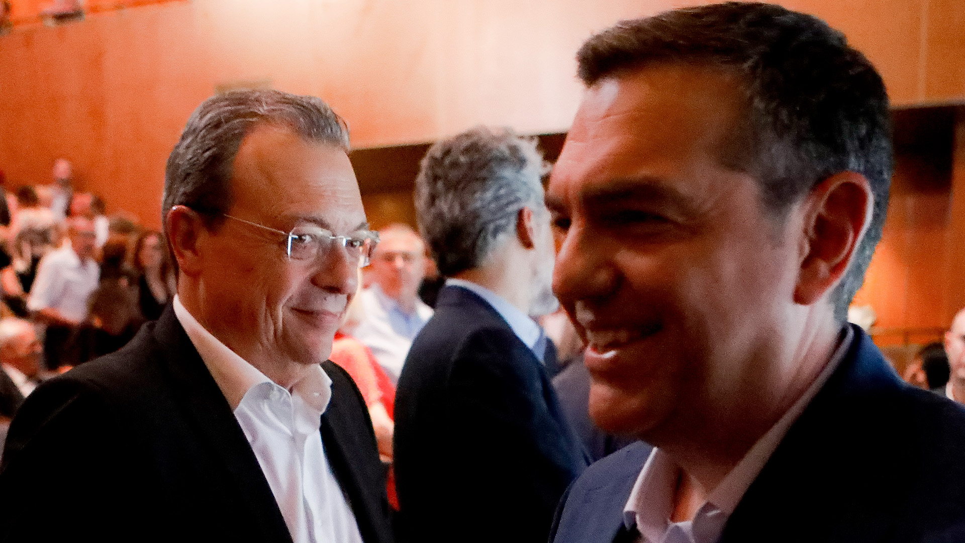 Φίλοι και εχθροί «διαβάζουν» τον Τσίπρα
