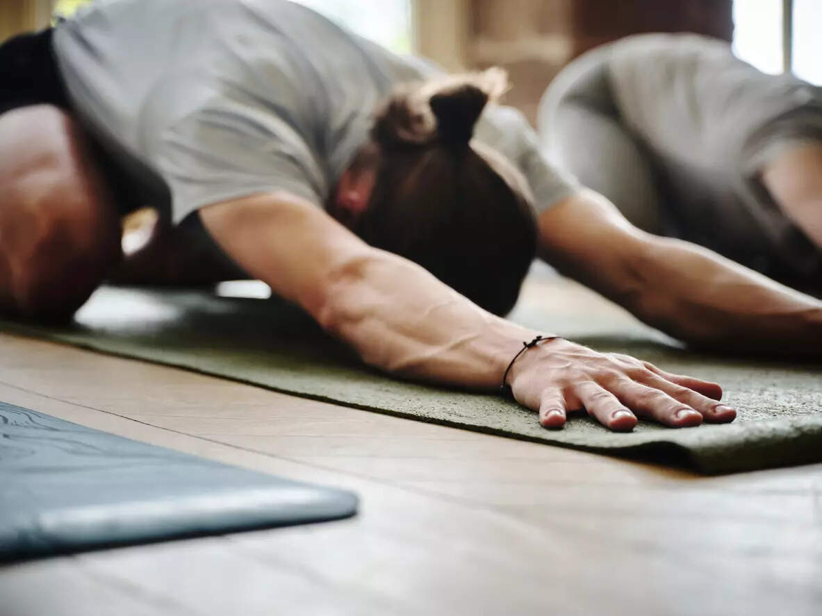 6 yoga poses that calm the mind and ease anxiety