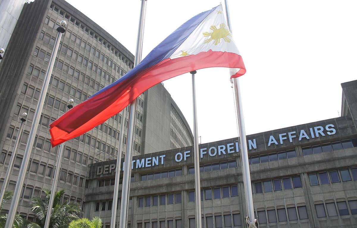 CA confirms new DFA, Housing secretaries,promotes 118 senior military ...