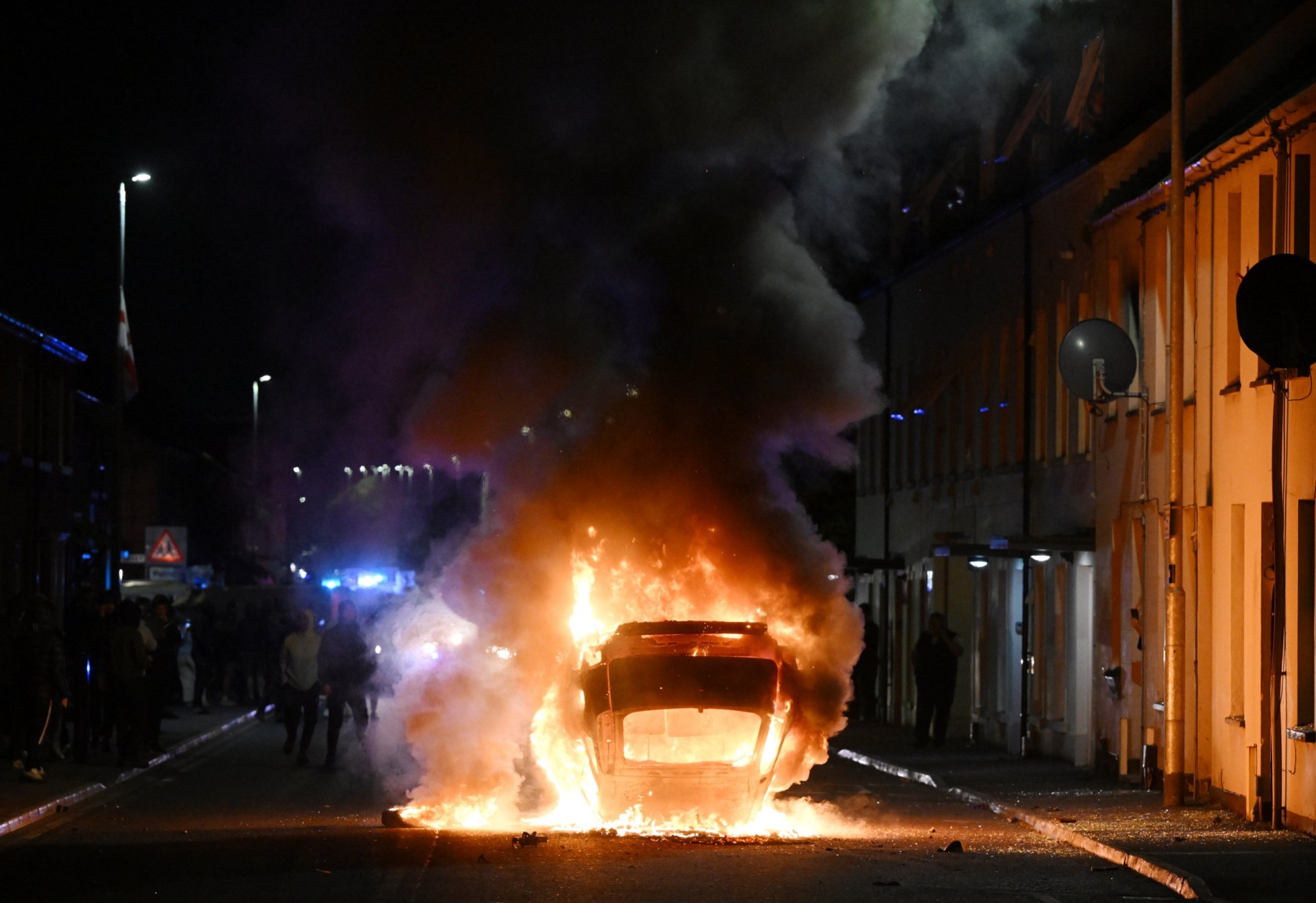 Ballymena riots injure 17 officers, 6 arrested