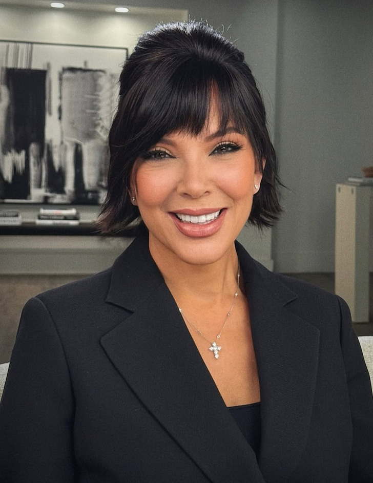 “Best Facelift!” Kris Jenner’s Amazing Surgery Reveal Has Everyone Talking
