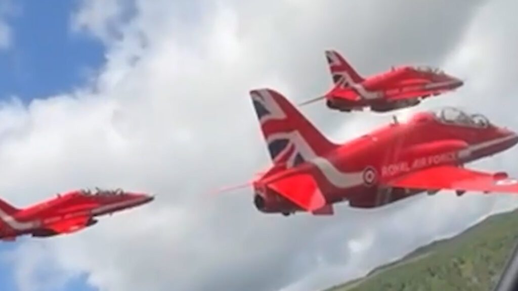 Red Arrows jet gives rare view from pilot’s cockpit