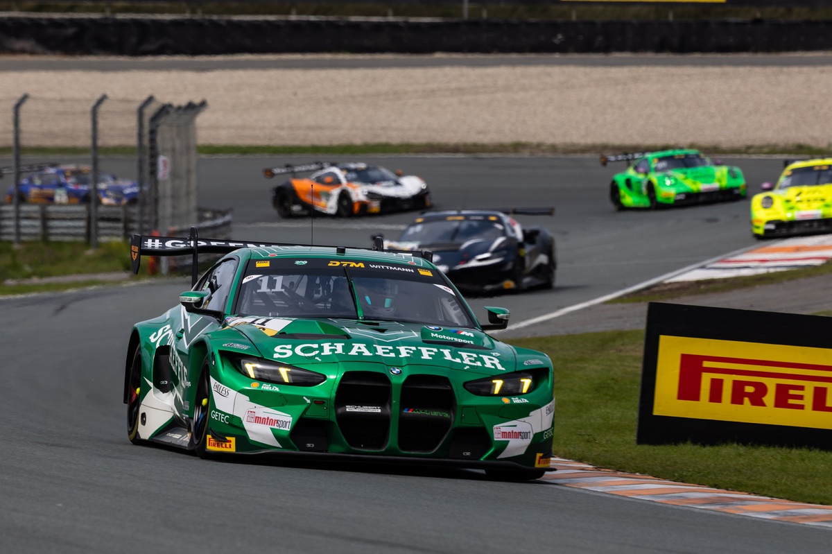 Wittmann "tried to give" Aitken space in DTM clash at Zandvoort