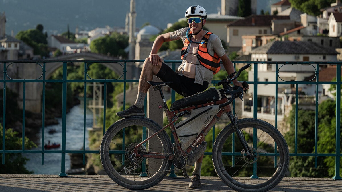 Trek’s Full-Suspension Gravel Bike Breaks Cover, But That Doesn't Mean ...