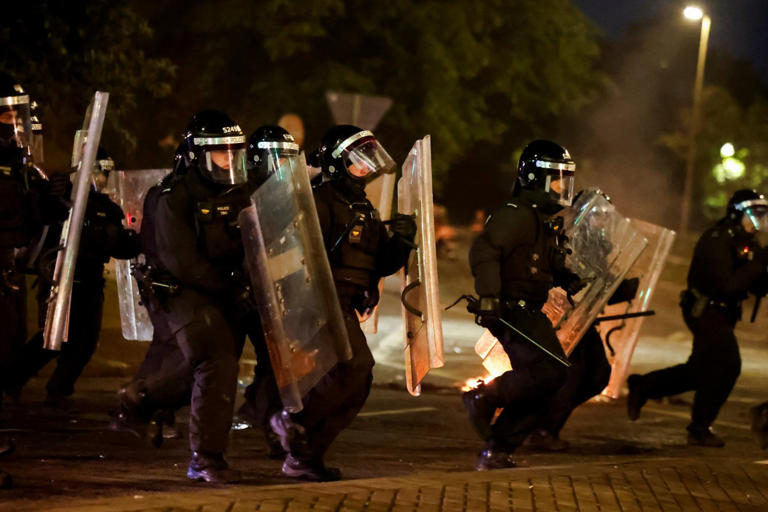 Ballymena riots injure 17 officers, 6 arrested