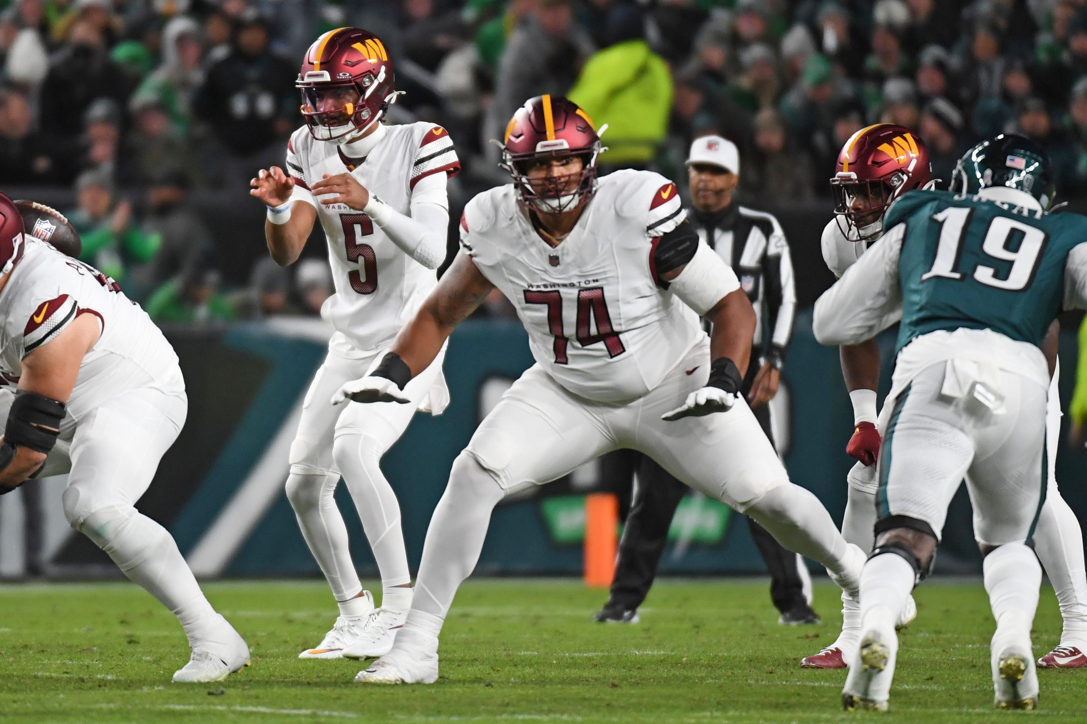 What's the latest on benched Commanders G Brandon Coleman?