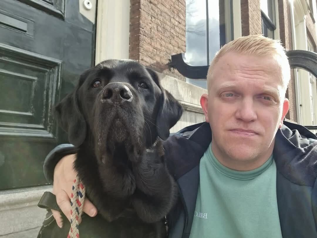 Maikel wacht na dood hulphond al 7 maanden op een nieuwe: 'Ik ben mijn ...