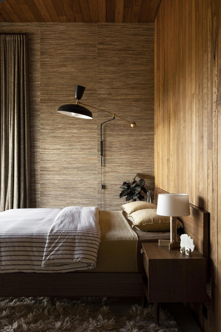 10 Mid-Century Modern Bedroom Ideas That Prove the Look Is Tranquil ...