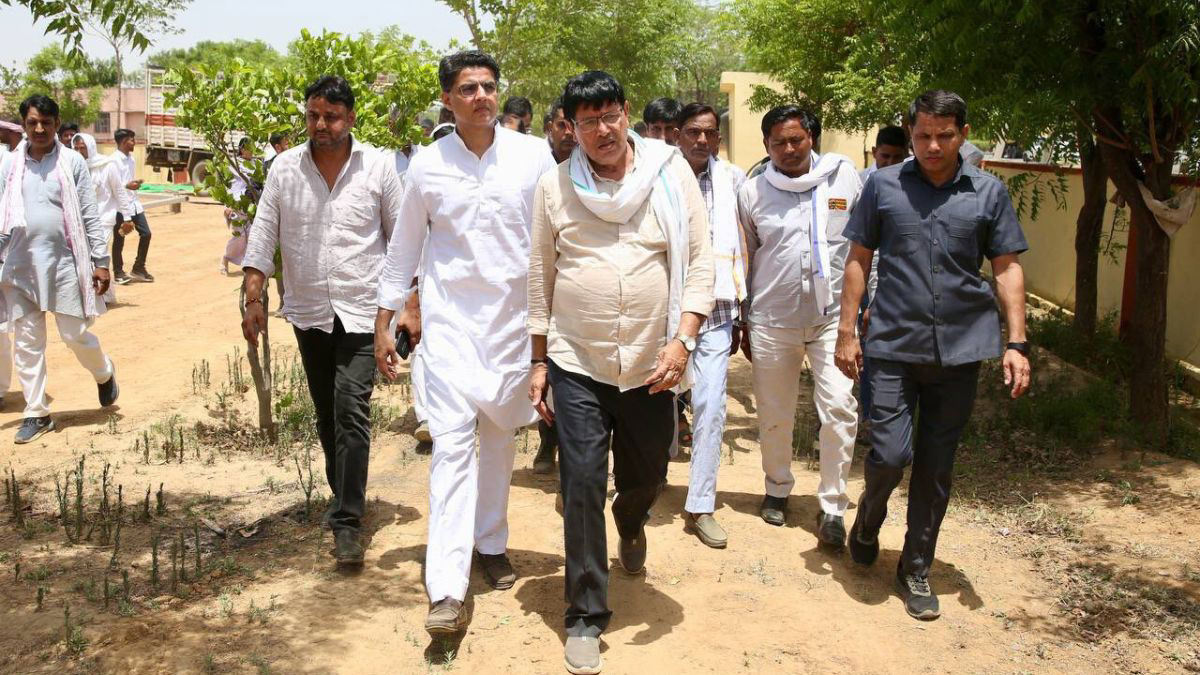 Sachin Pilot Pays Tribute To Father, Ex-Union Minister Rajesh Pilot On ... Sachin Pilot Pays Tribute To Father, Ex-Union Minister Rajesh Pilot On ...