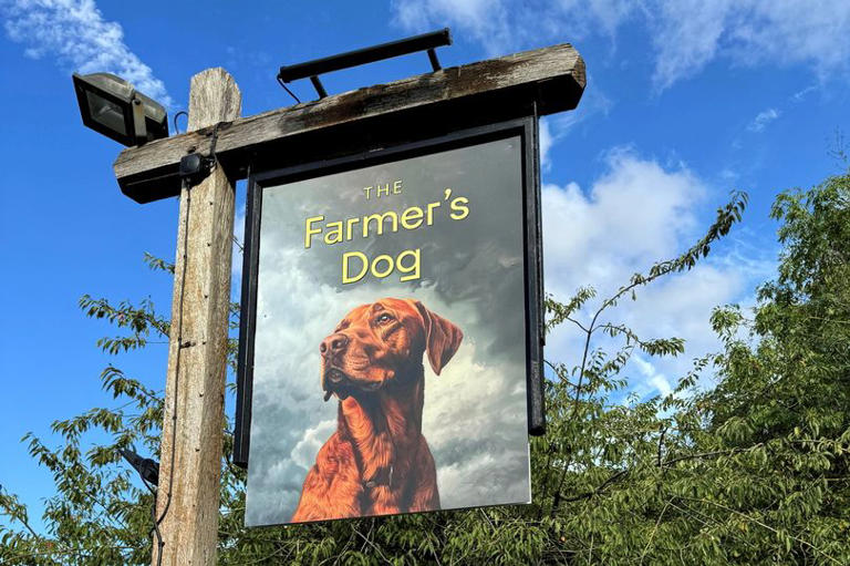 Jeremy Clarkson admits huge pub mistake as two Clarkson's Farm stars quit