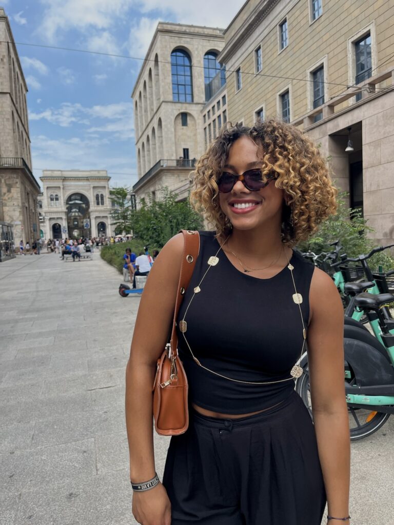 Volley – Les 5 looks préférés de Naomy Govou