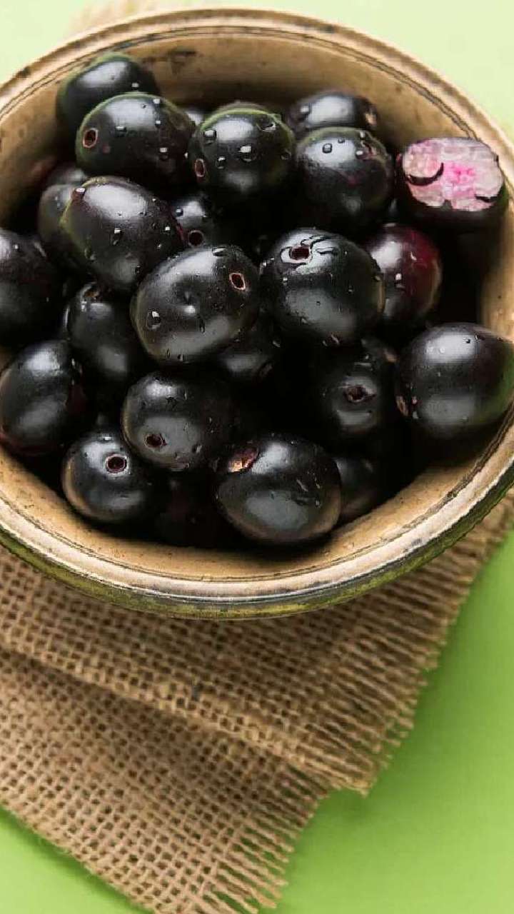 Who Should Avoid Eating Jamun?
