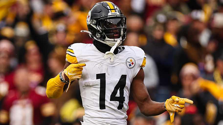 It took one practice for George Pickens to turn Cowboys minicamp into ...