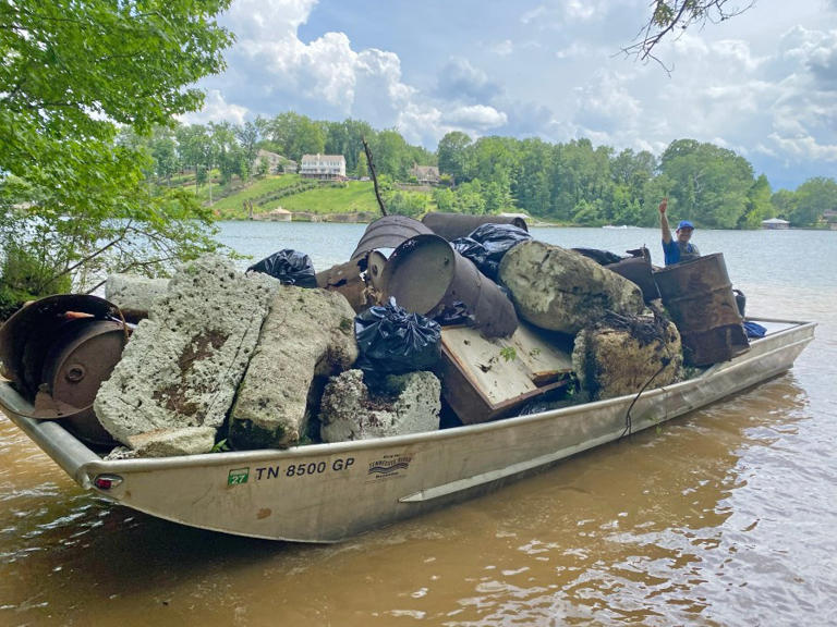 Nearly four tons of trash removed from Tennessee River in Chickamauga ...