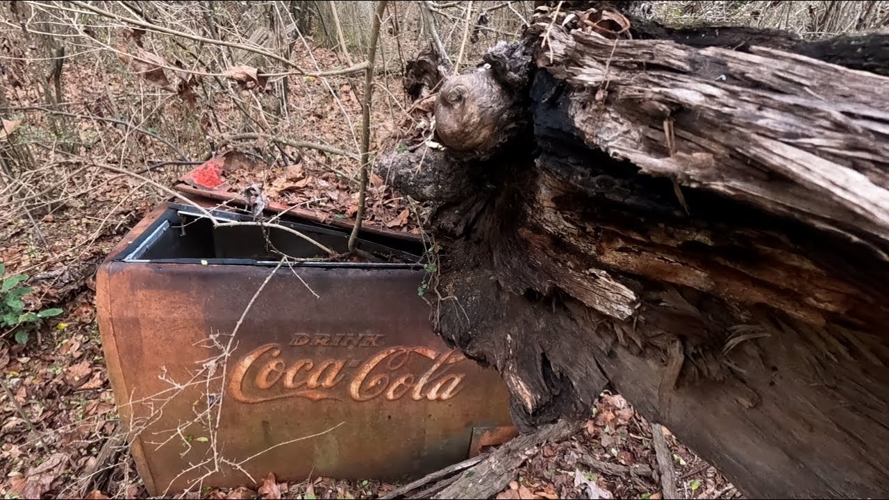 Creepy Well, Giant Tree, and a Forgotten Coca-Cola Mystery!