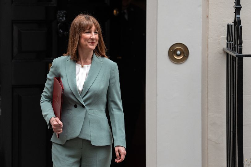 Rachel Reeves announces NHS to get 'record' £29bn boost in spending review
