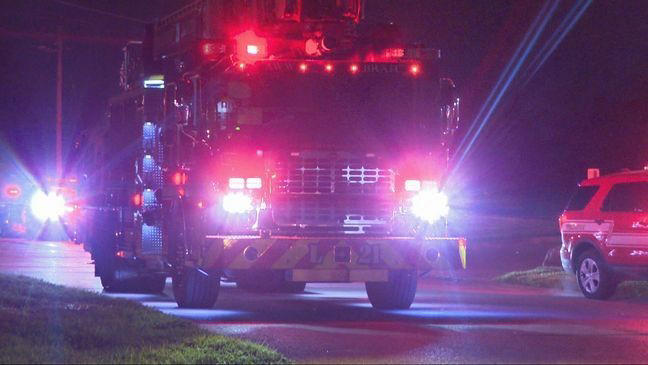 Firefighters respond to fully engulfed commercial building in NKY