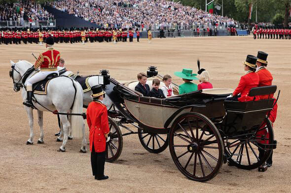 What is Horse Guards Parade? Henry VIII's jousting ground that hosts ...