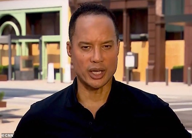 Astonishing moment CNN host realizes reporter is being detained by cops ...