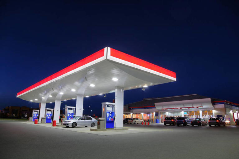 CA gas prices are dropping despite new tax, expert says. Here's what ...