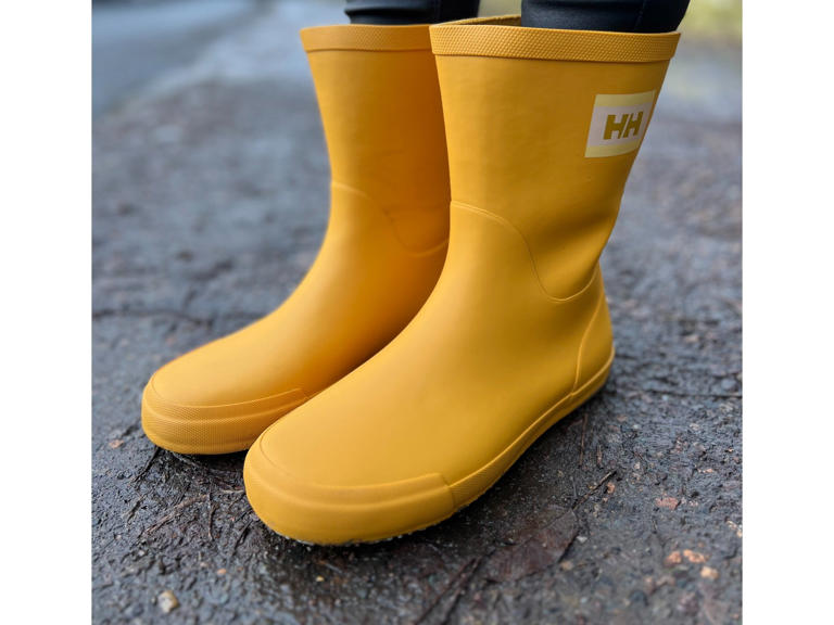 7 best women’s wellies that are waterproof and stylish to boot