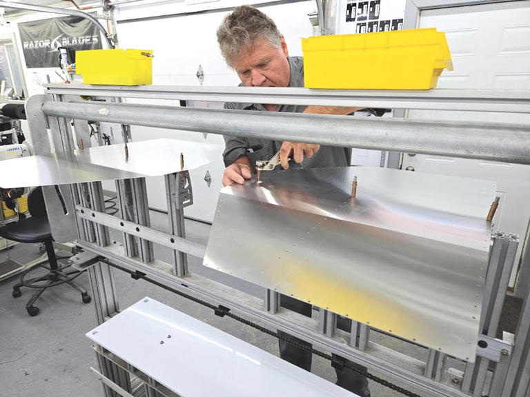 Assembling a Gyro Technic VX-2