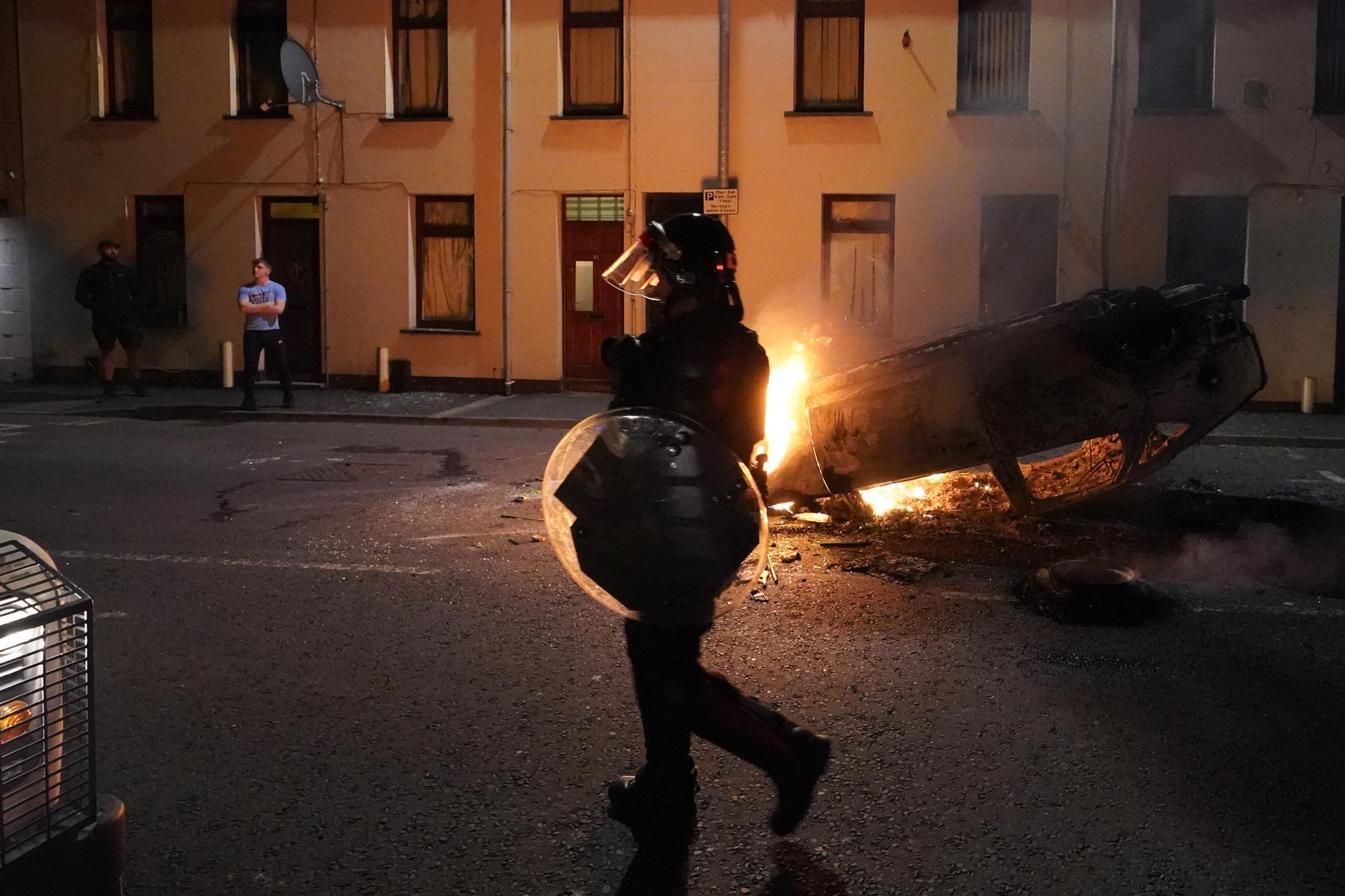 Fears disorder could spread as rush hour protests called for Belfast ...