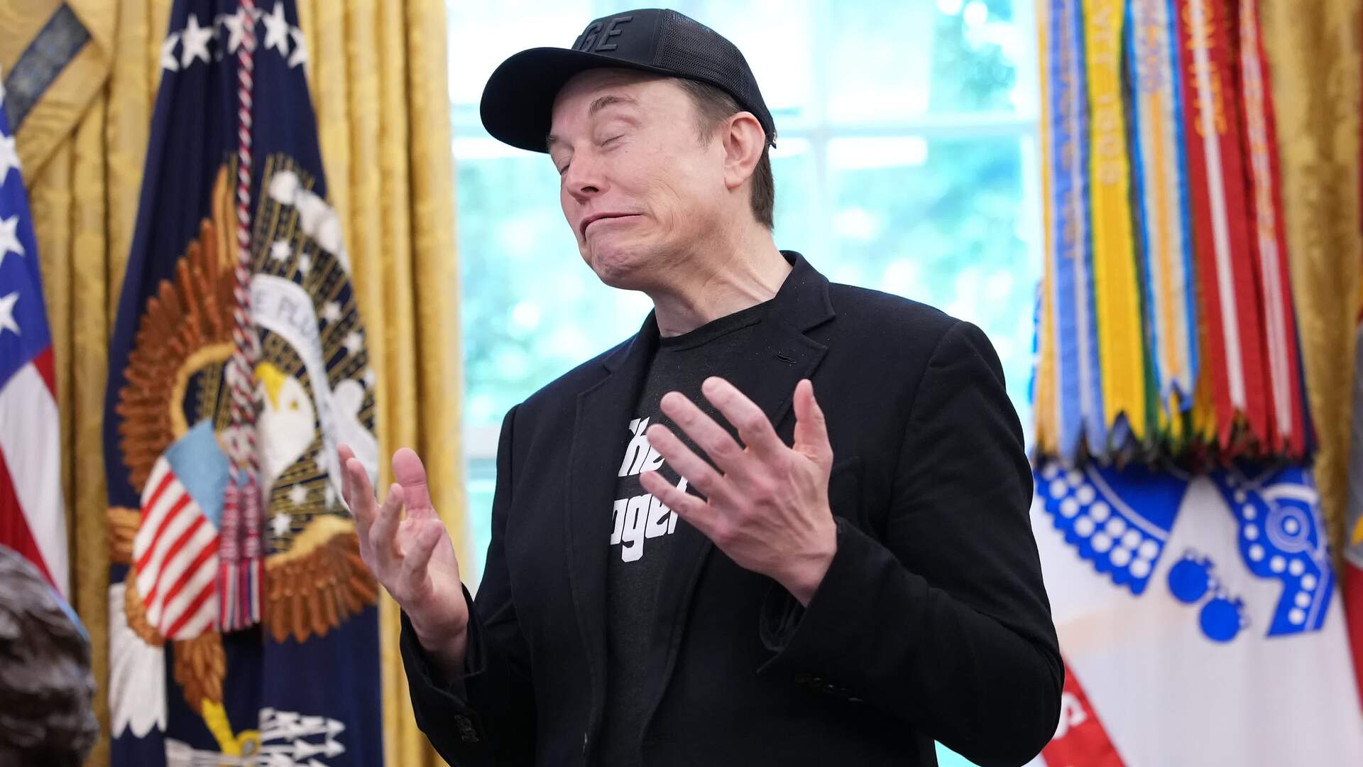 Elon Musk regrets angry tweets against Donald Trump