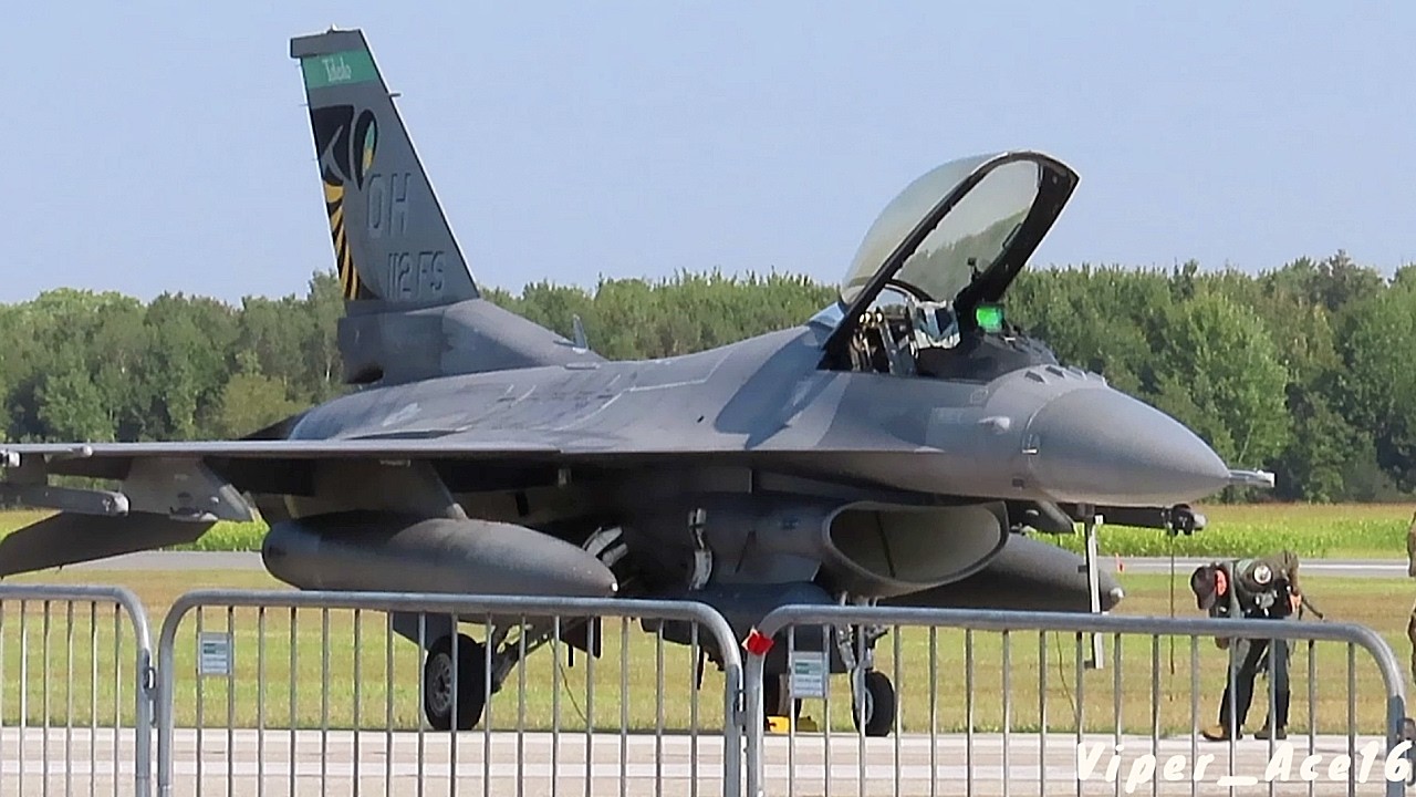 USAF's F-16 Fleet Showcases Power at London Airshow