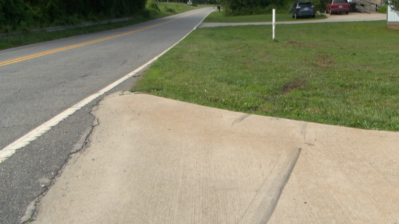 Driver charged after crash critically injures 3 girls at Burke County ...