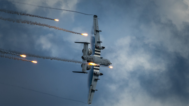 Why The A-10 Thunderbolt II Uses High-Mounted Engines