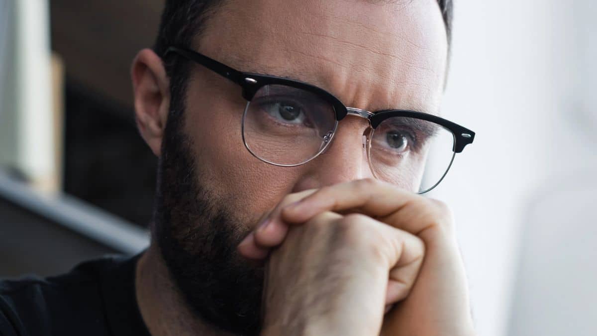 15 Money Habits That Keep the Middle Class From Thriving