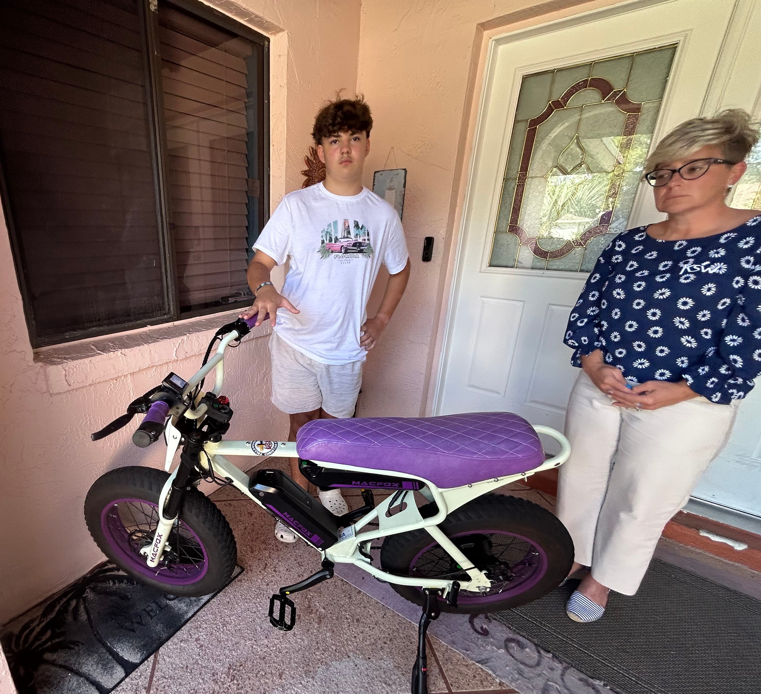 New video shows bystander blocking driver chasing teen on e-bike on ...