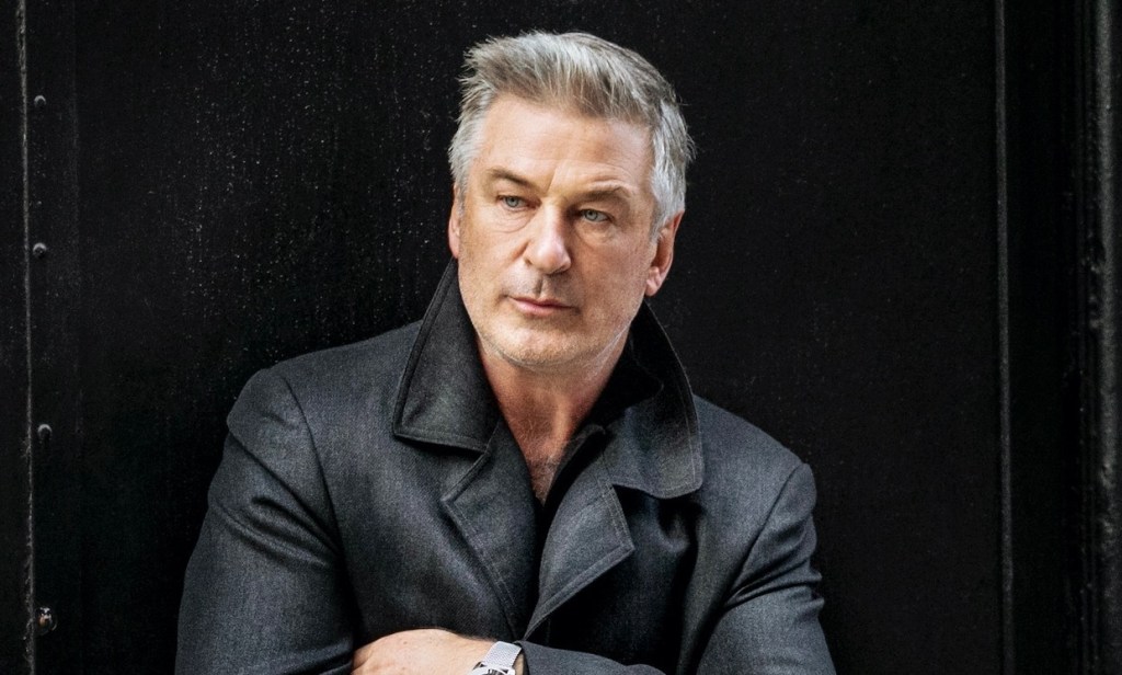 Alec Baldwin Kockroach Chris Hemsworth, Taron Egerton Zazie Beetz