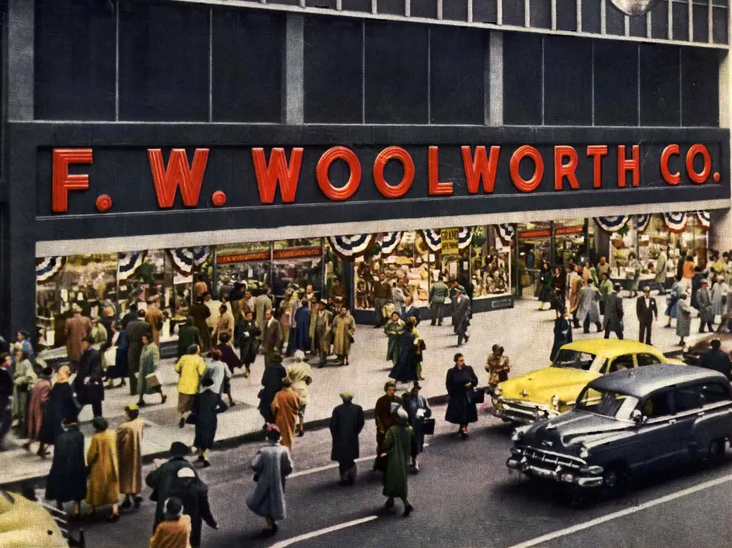 13 Store Names That Meant Something to You – but No One Else Remembers