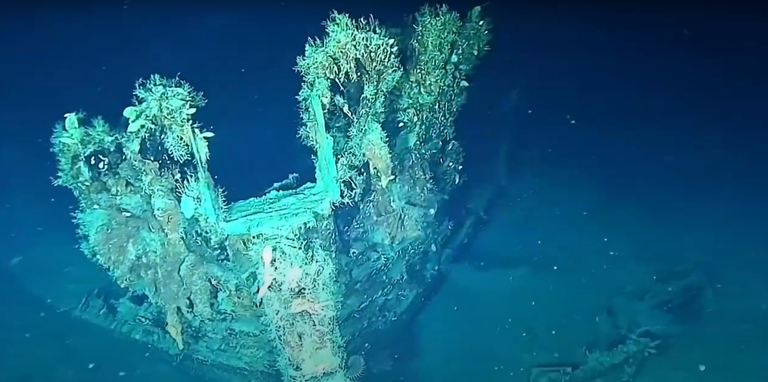 Photos show possible treasure from 300-year-old 'holy grail' of ...