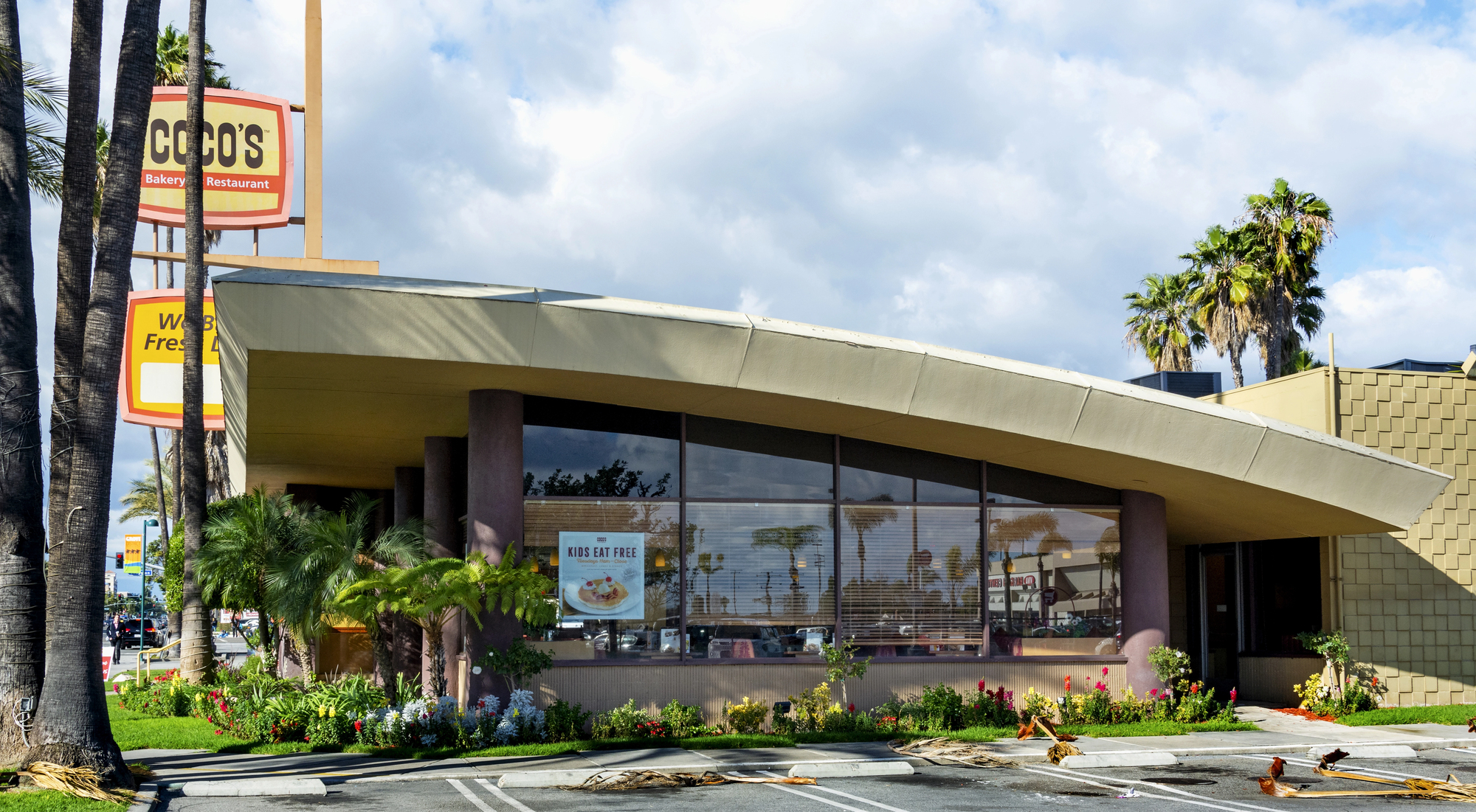 16 Architectural Movements That Faded Too Soon
