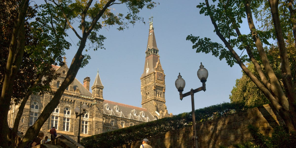 Georgetown Recommends Incoming International Students from “Travel Ban” Countries Defer Their ...