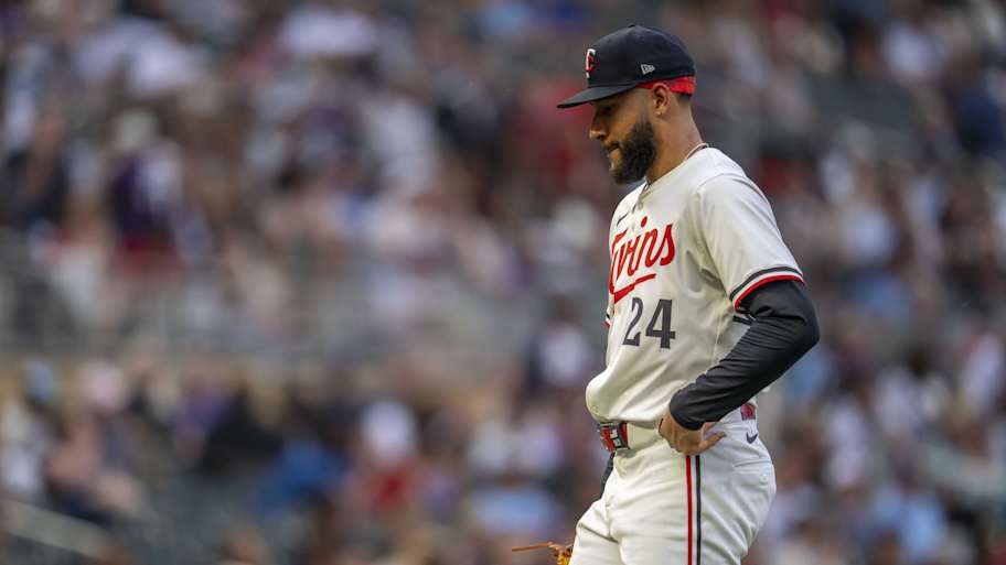 Twins may have tough decisions to make on Woods Richardson, Jorge Alcala