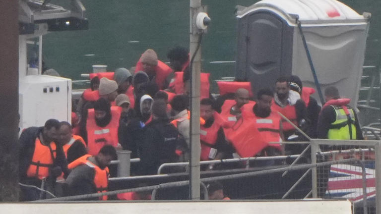 Small boats intercepted for first time this month - as '15,000 migrants ...