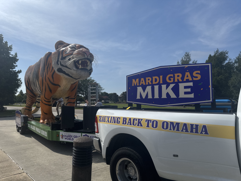 LSU baseball team gets send-off for College World Series
